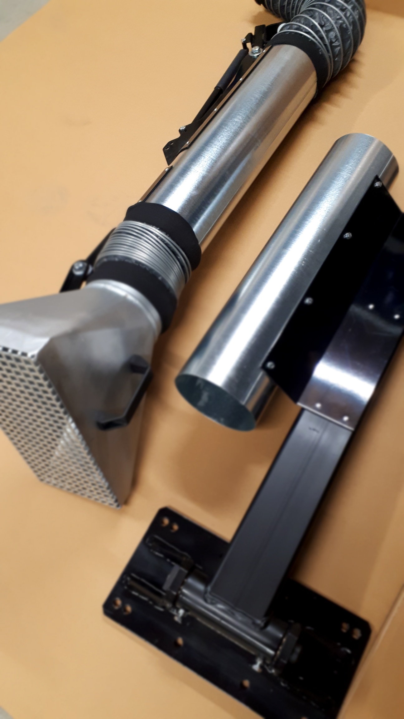 ABSAtec | Absaugtechnik aus Ulm, Absaugarme auch in ATEX, Edelstahl ...